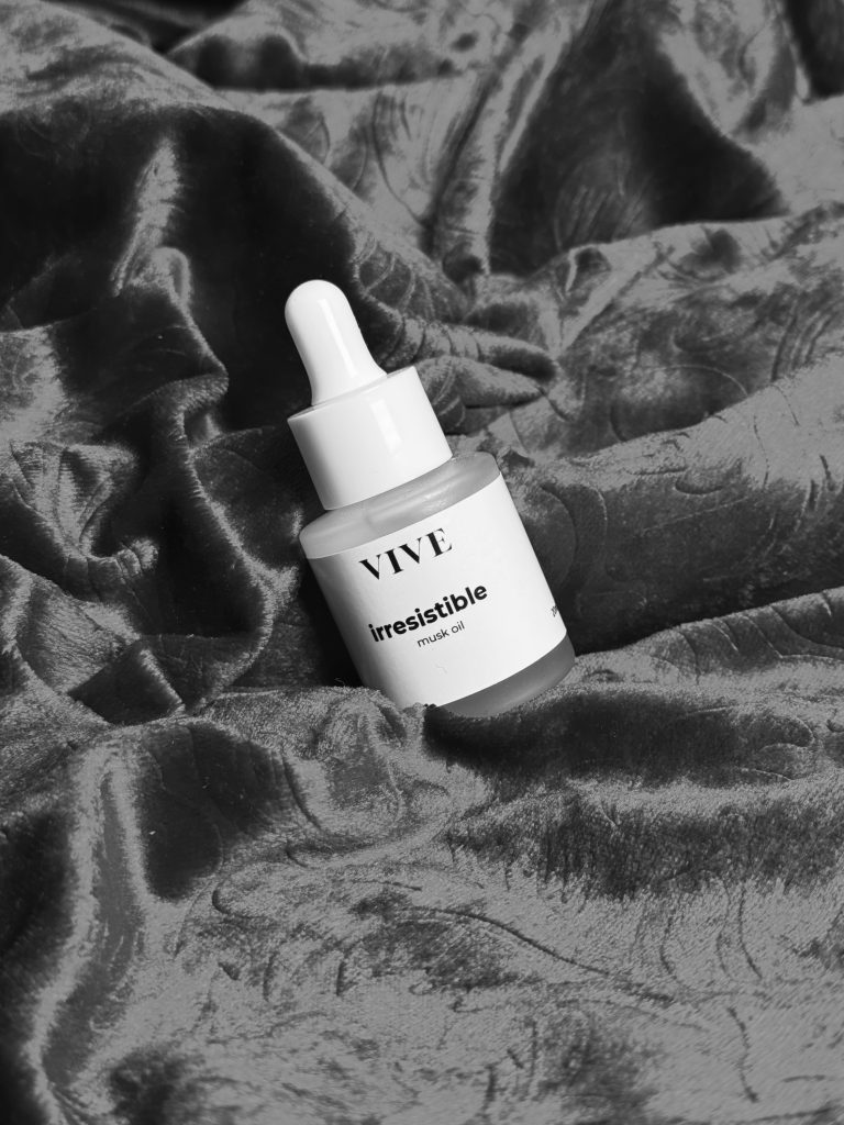 Irresistible Musk Oil | Vive Collections